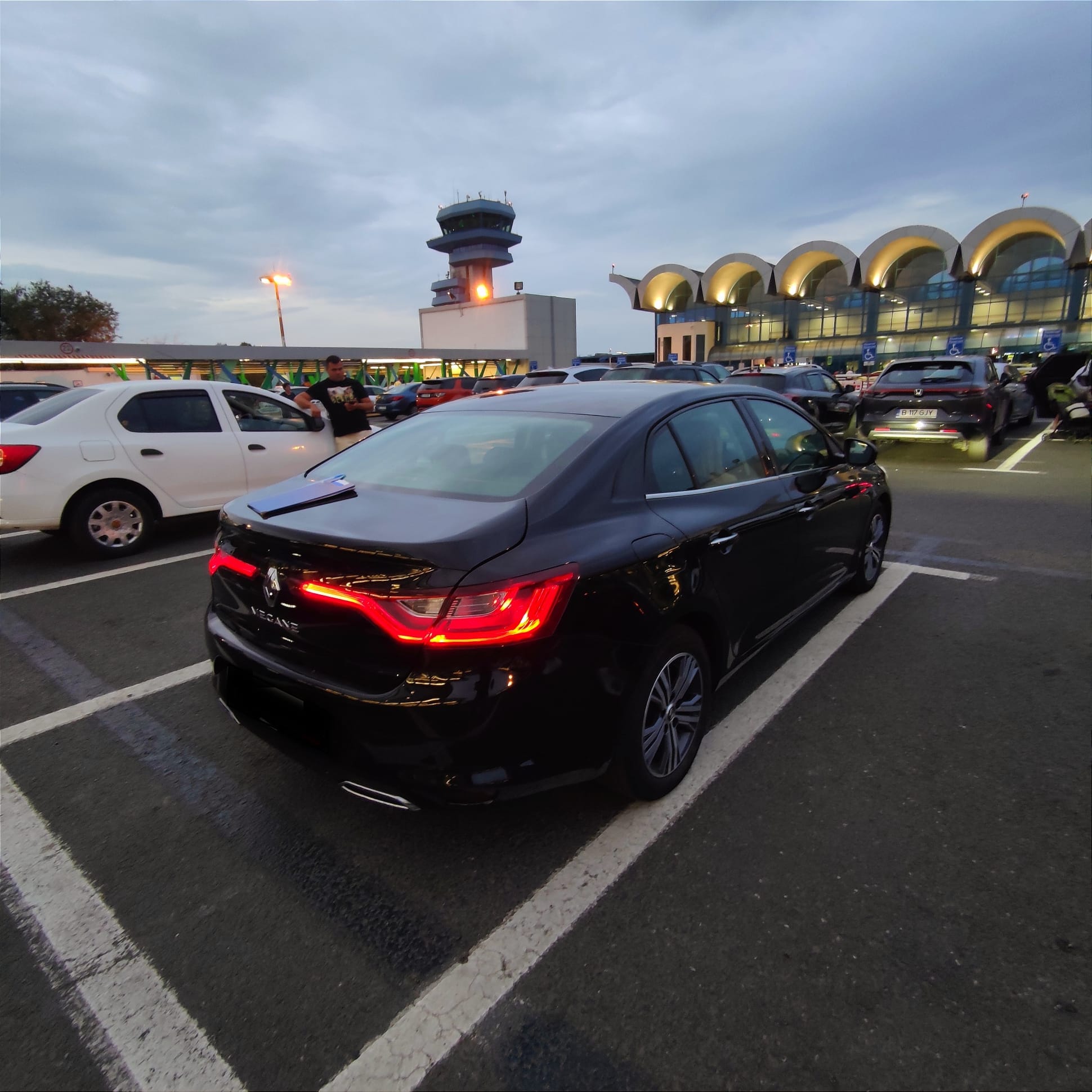 Inchirieri Masini Aeroport Otopeni - Drive24.ro